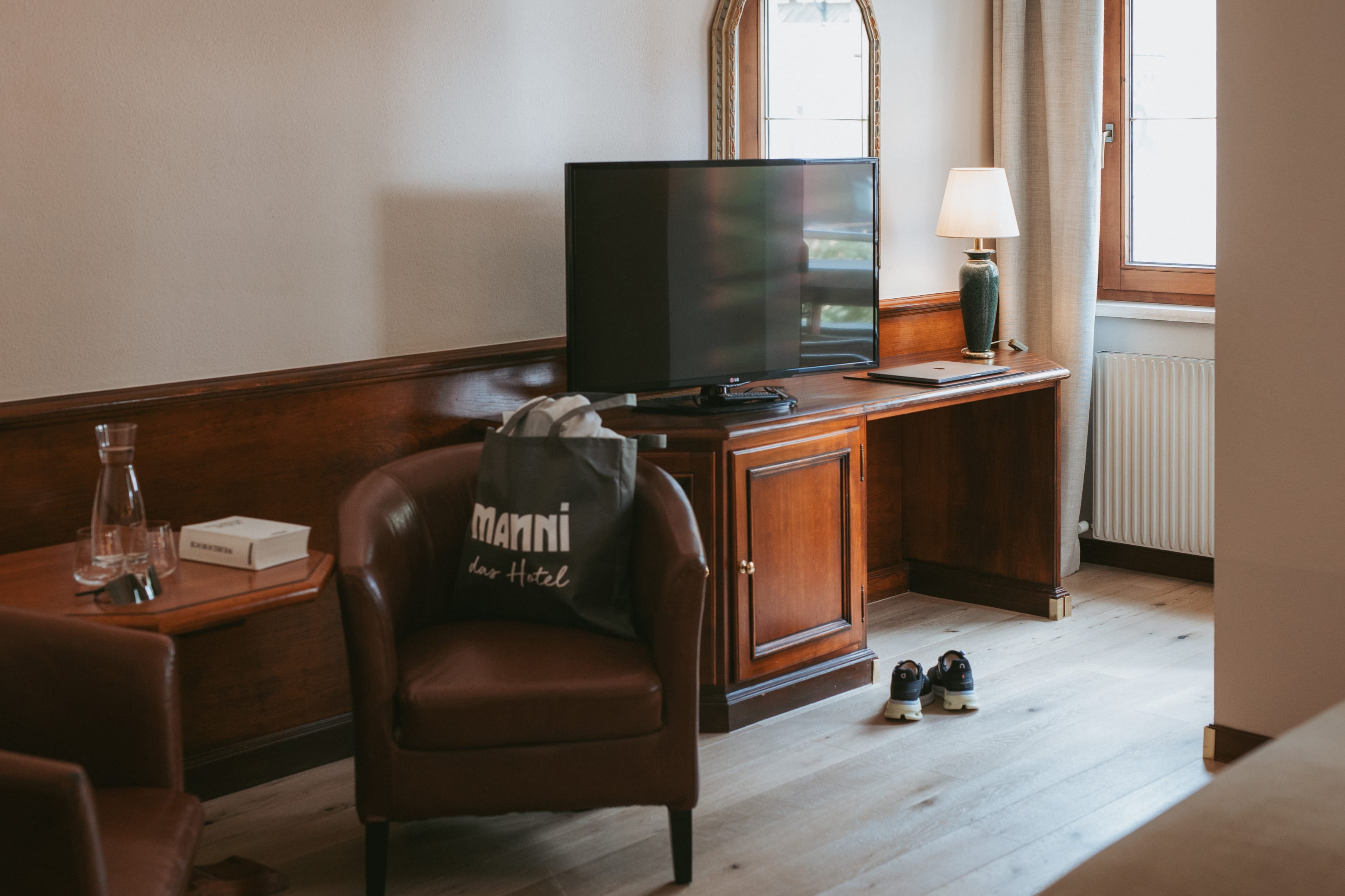 COMFORT ROOM